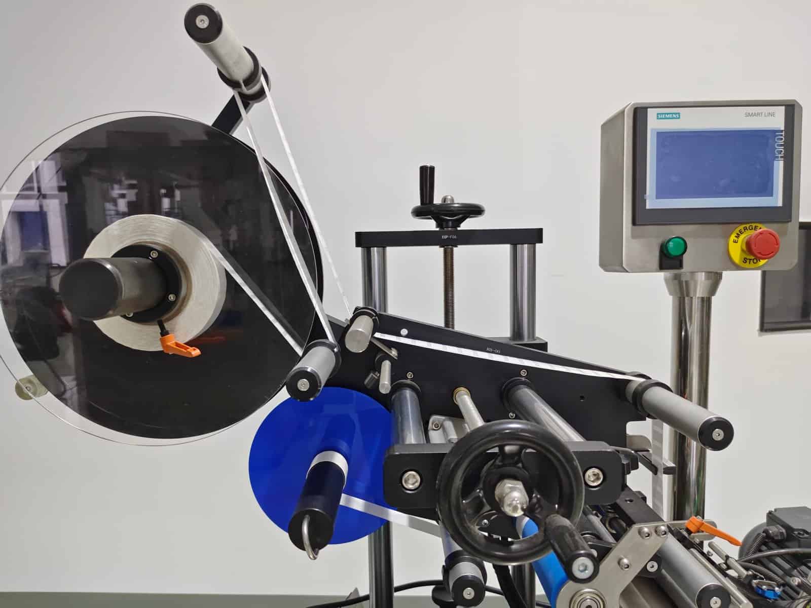 Labeling Machines & Label Applicators | Grand