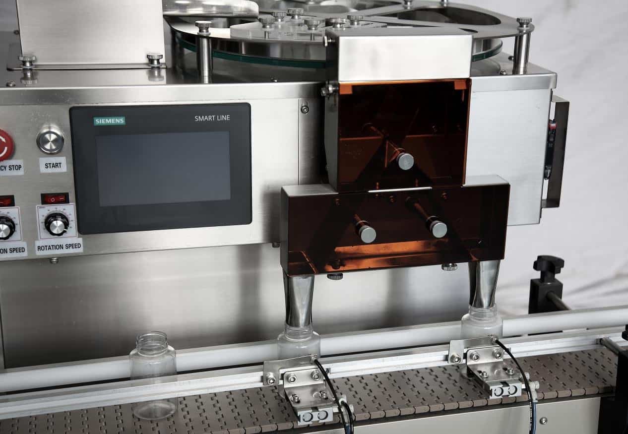 Pill counter machine - Pharmaceutical Best Accuracy